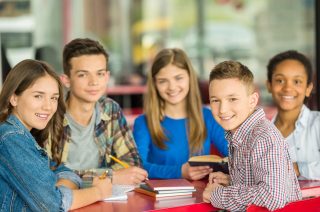 Leierskap binne skole: Prioritiseer jou kind se skool hierdie drie ...